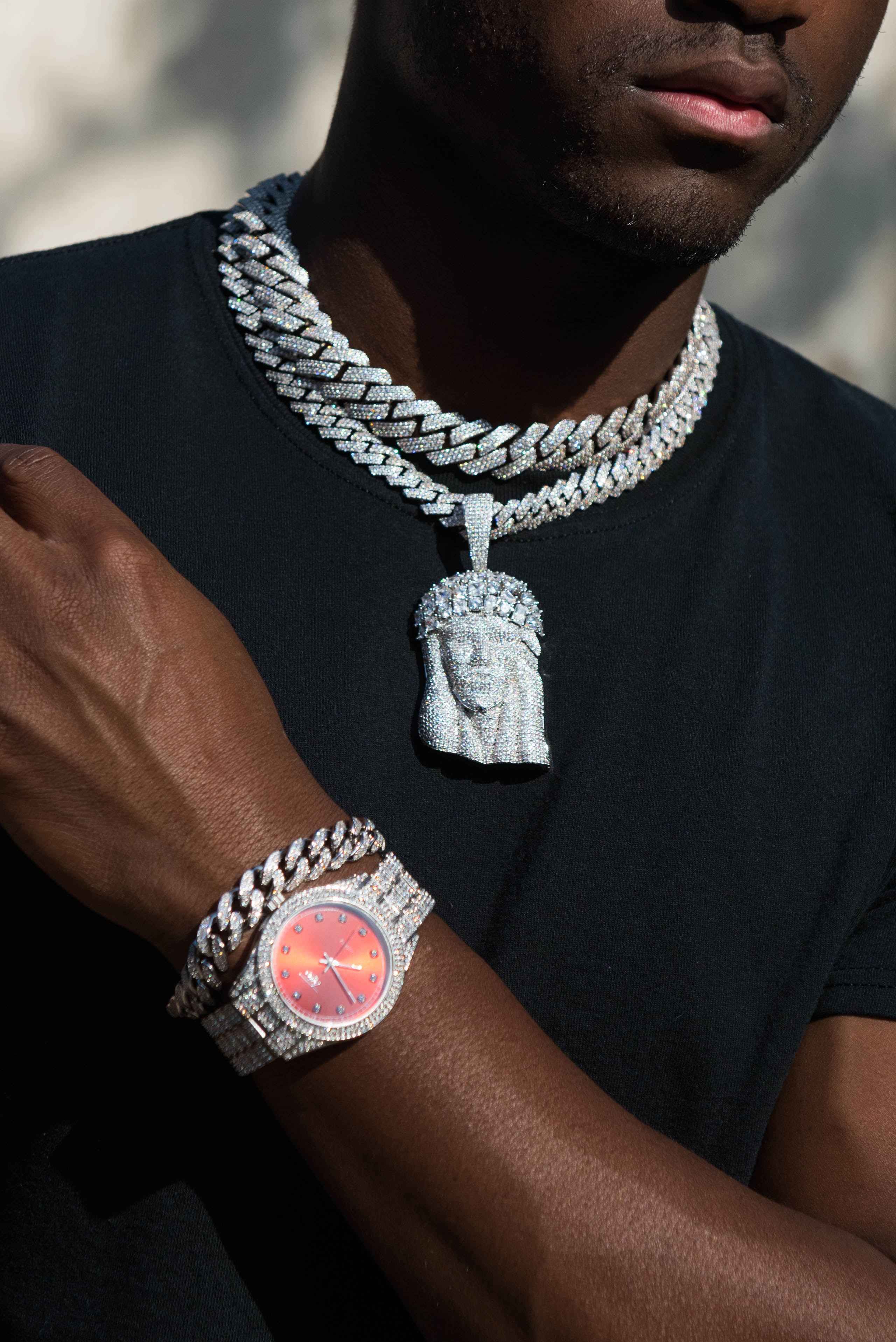 Crafting Your Own Iced Out Look: DIY and Custom Jewelry – The Gifted Few